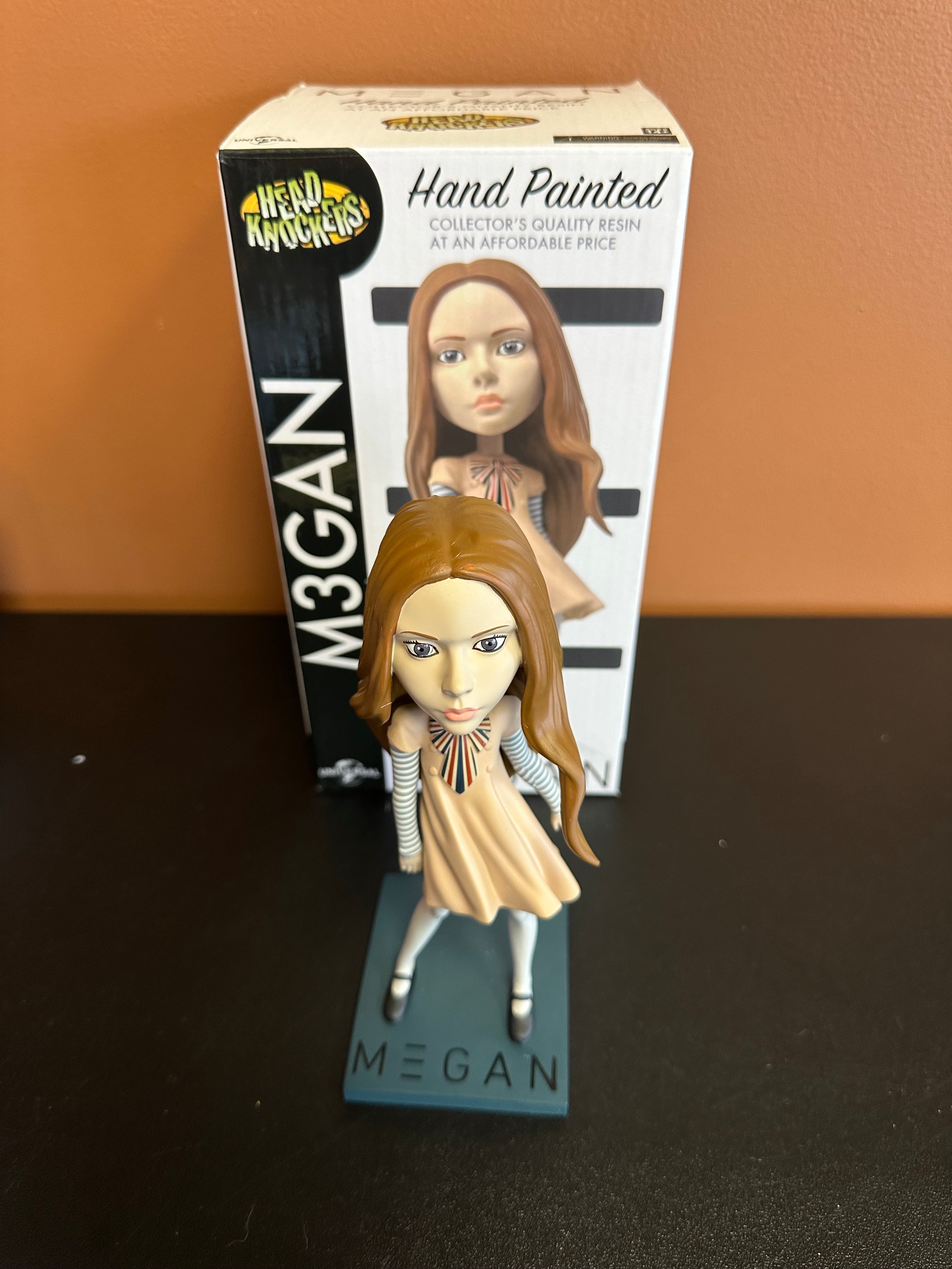 NECA HEAD KNOCKERS MEGAN BOBBLEHEAD – Hitchhiker Toys