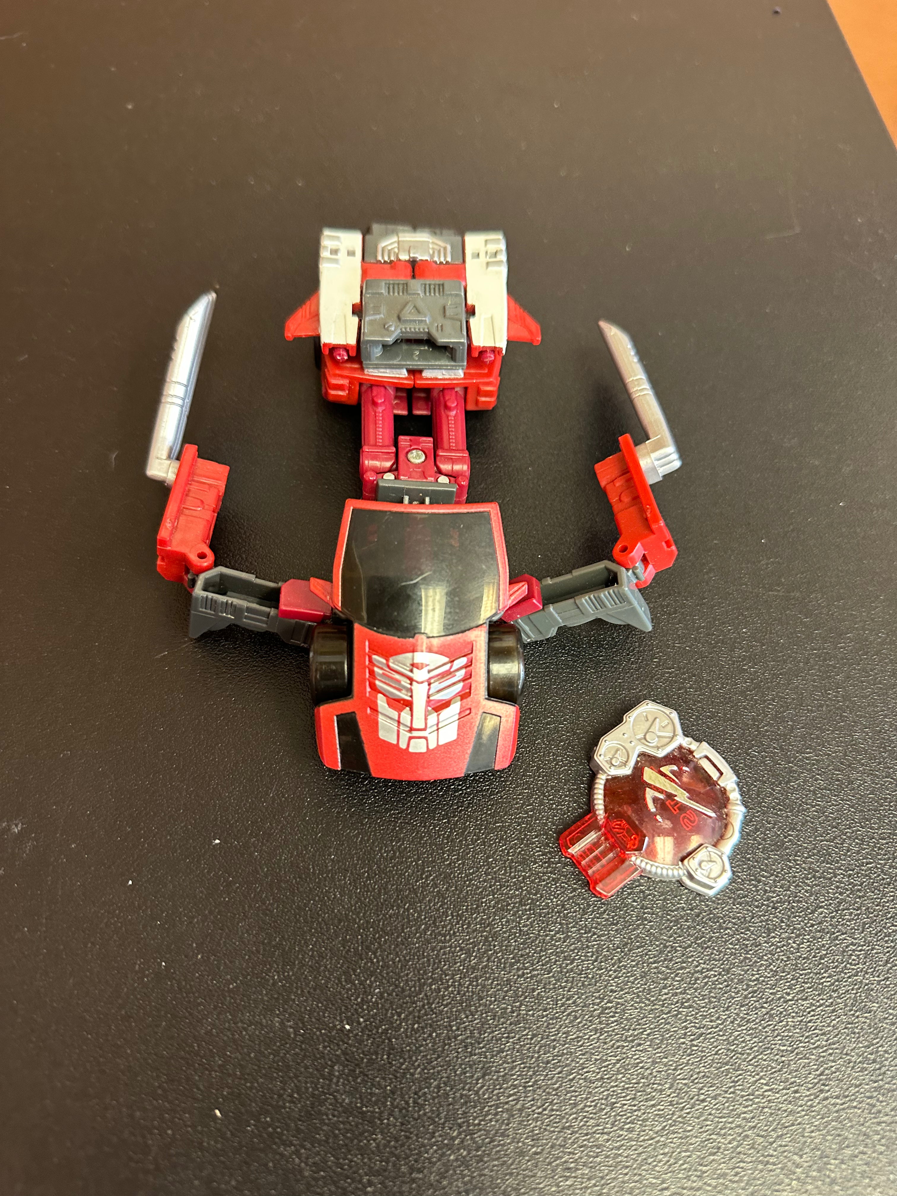 Transformer Swerve Incomplete Preowned Figure – Hitchhiker Toys